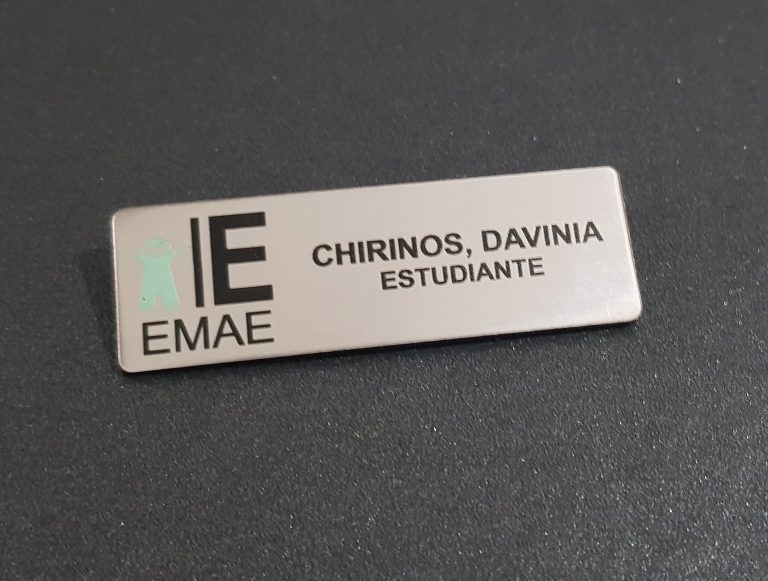 Gafetes identificadores – Cion Design